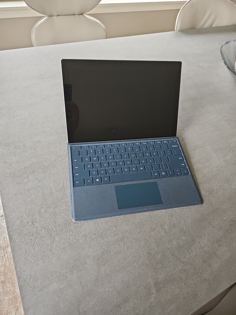 Surface Pro 7 I7 16 GB 1 Tb with keyboard for Sale in Redmond, WA - OfferUp