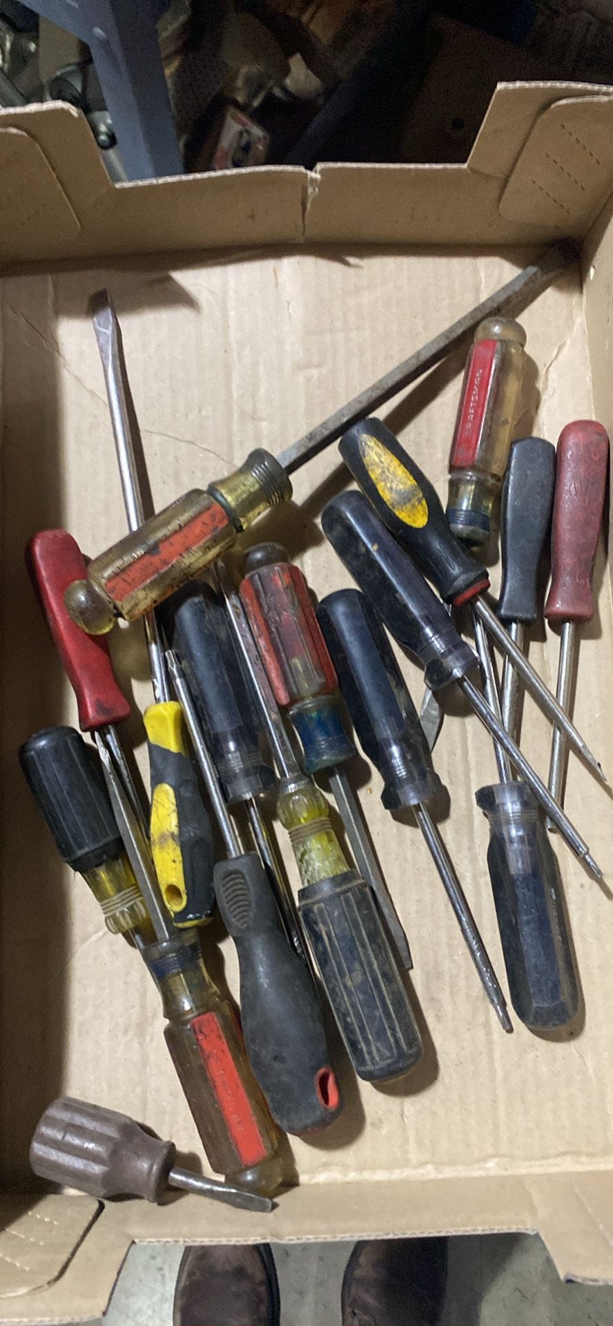 Box Of Screwdrivers- Just $5 for Sale in Alta Loma, CA - OfferUp