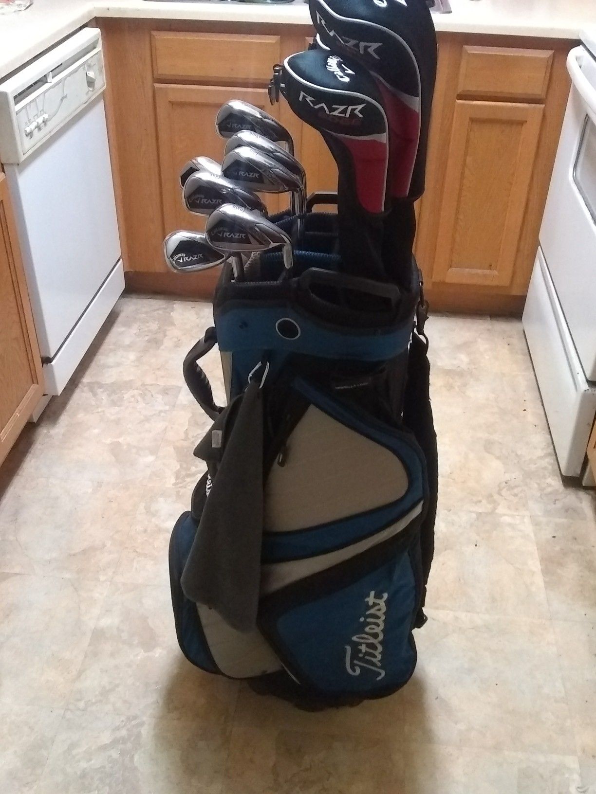 Golf Clubs! Men's Callaway Complete Set! for Sale in Phoenix, AZ - OfferUp