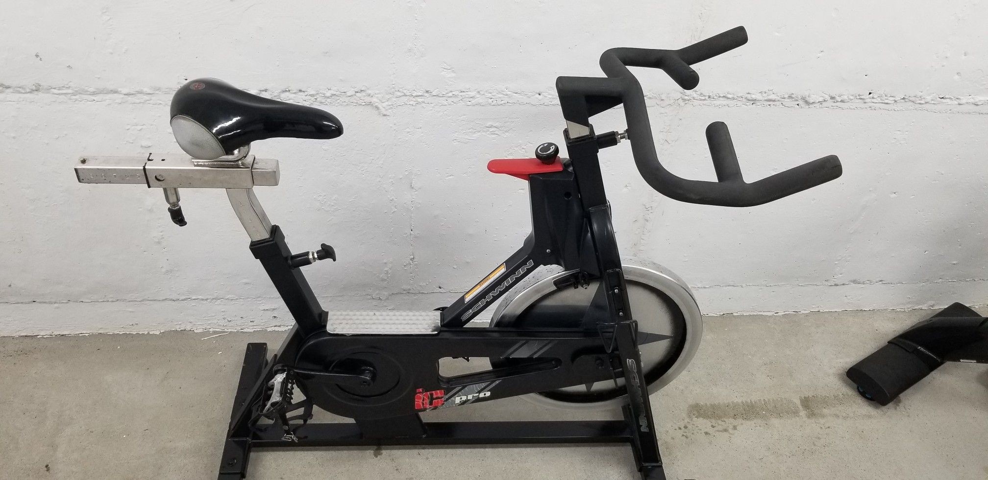 Schwinn IC Pro Spin Bike | atelier-yuwa.ciao.jp