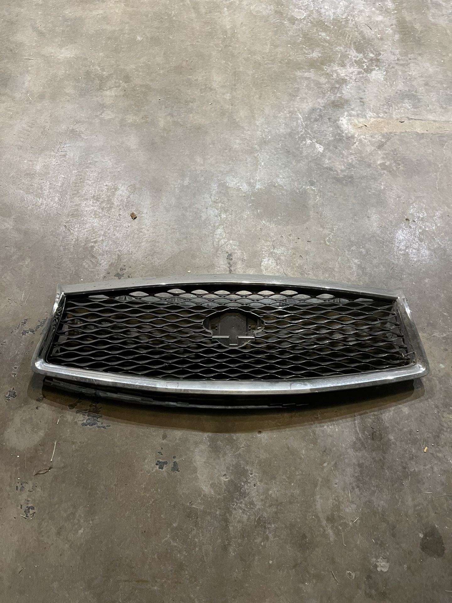 Infiniti Q50 Grill for Sale in Corp Christi, TX - OfferUp