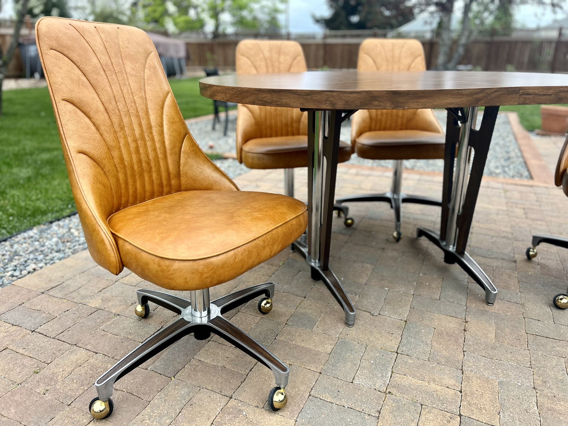 1970’s Chromcraft Dining Set for Sale in Tacoma, WA - OfferUp