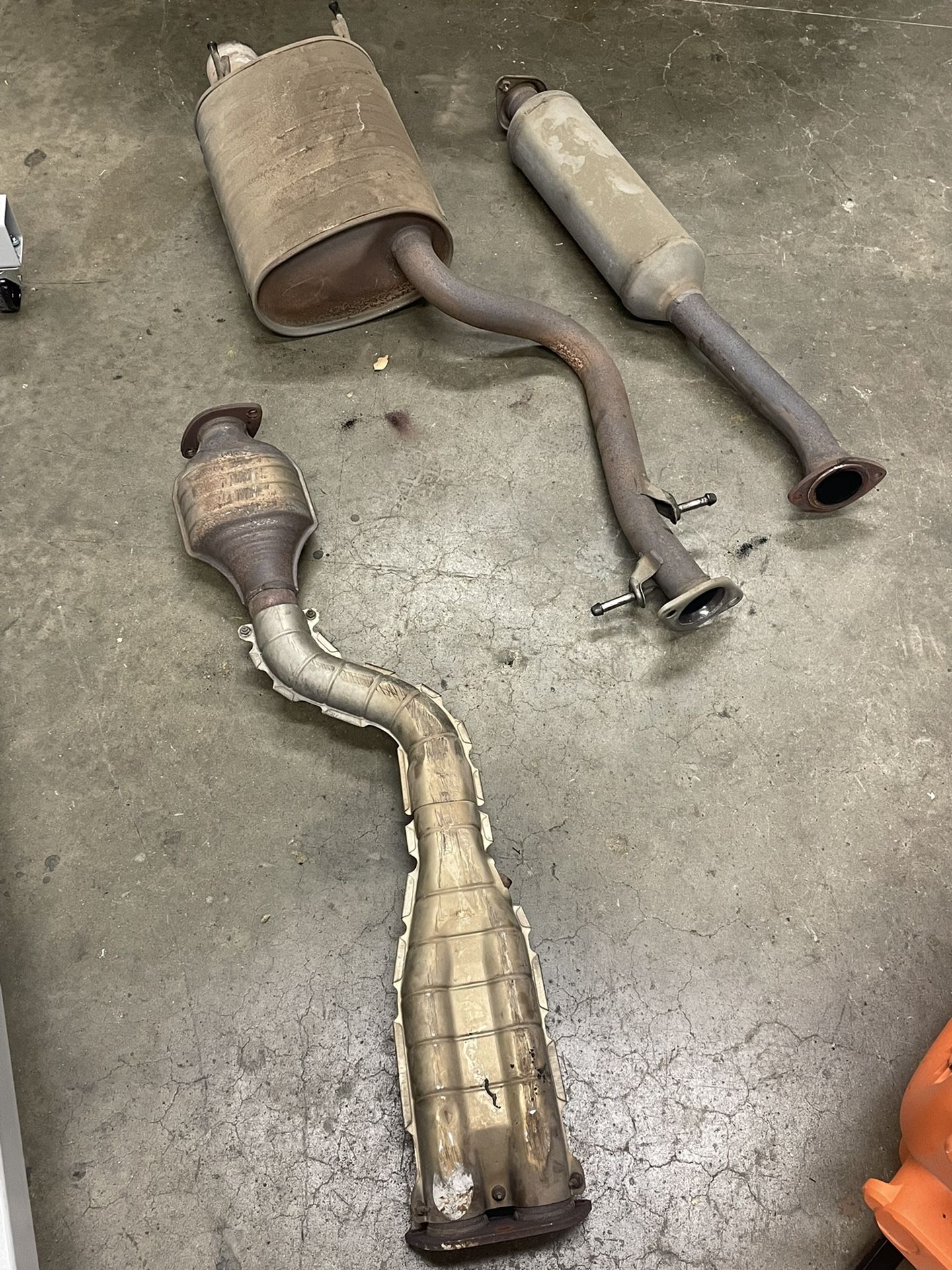 Lexus Is300 Exhaust Pieces for Sale in Westminster, CA - OfferUp