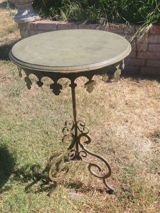 Small Metal Table for Sale in Stockton, CA - OfferUp