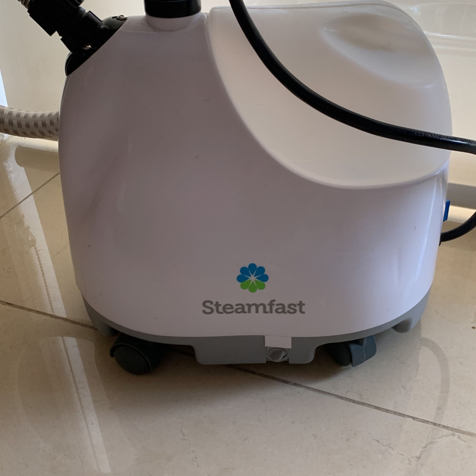 Steamfast SF-407 for Sale in Pembroke Pines, FL - OfferUp