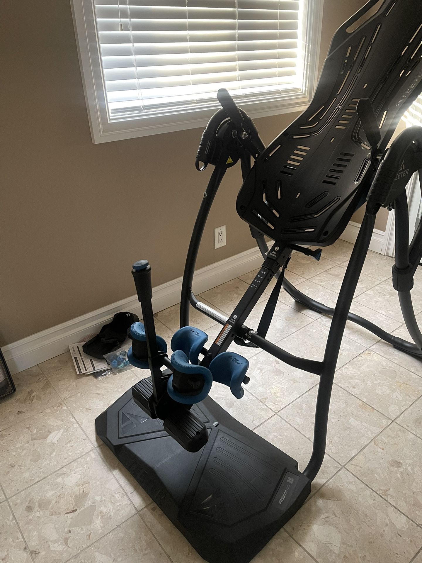 Teeter LX9 Fit spine for Sale in Huntington Beach, CA - OfferUp