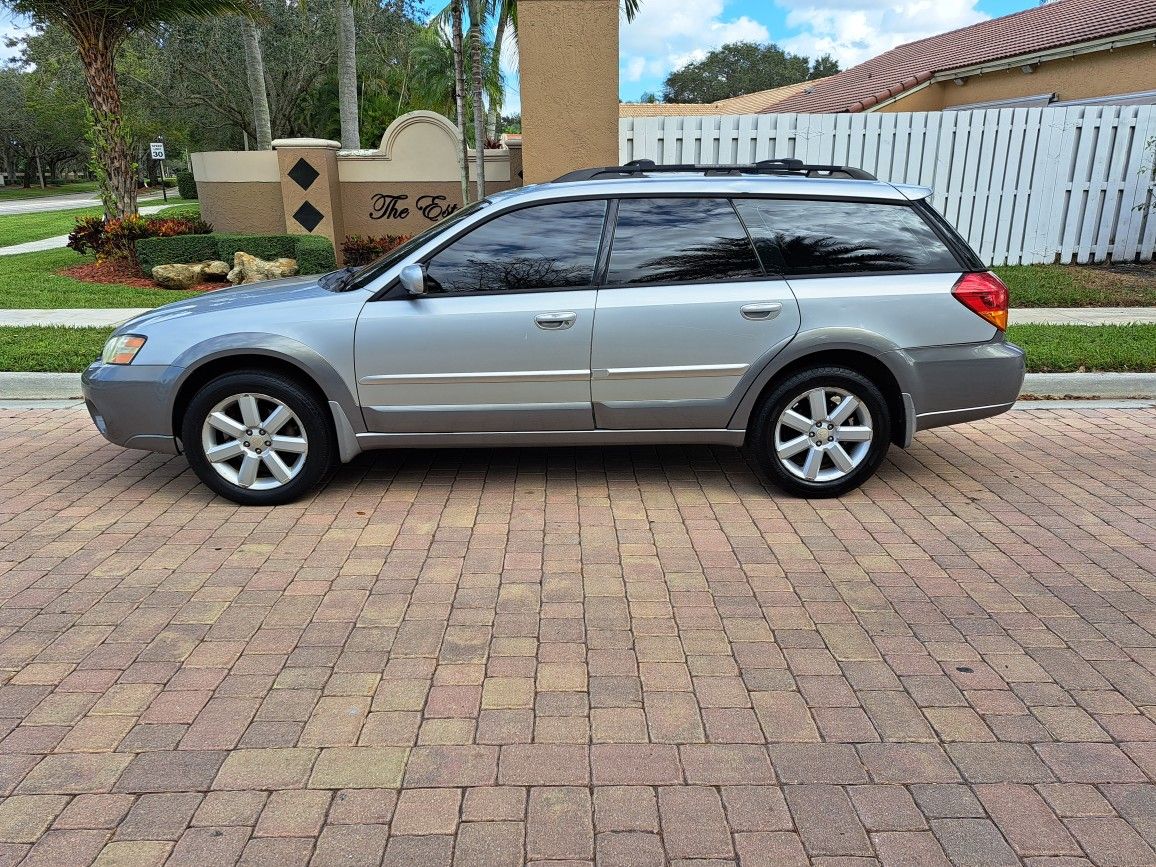 2006 Subaru Outback for Sale in Fort Lauderdale, FL - OfferUp