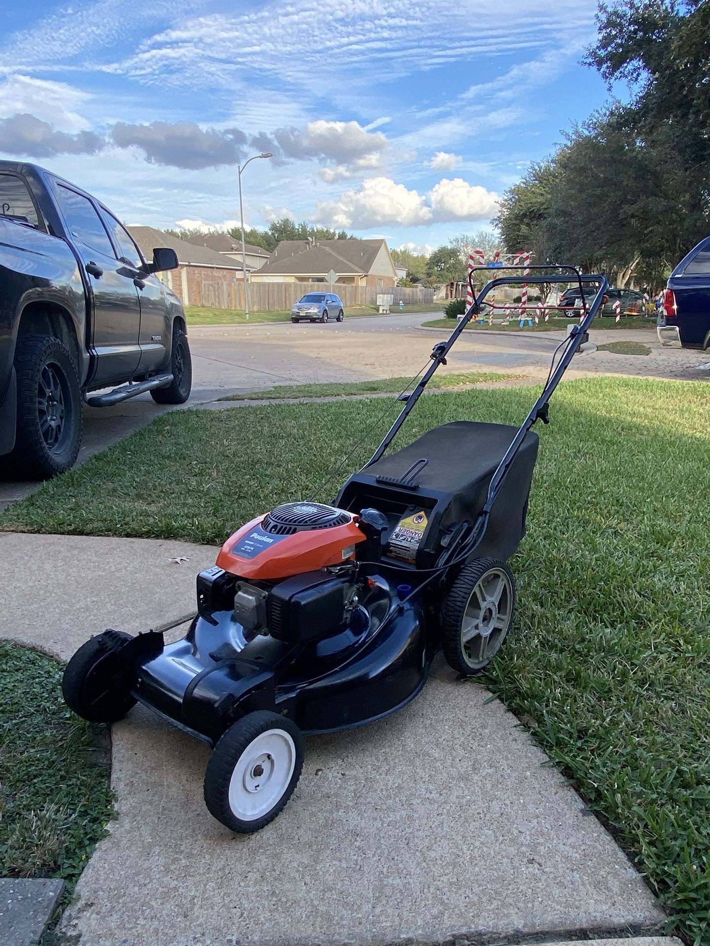 Kohler/Poulan Self-Propelled Mower for Sale in Katy, TX - OfferUp