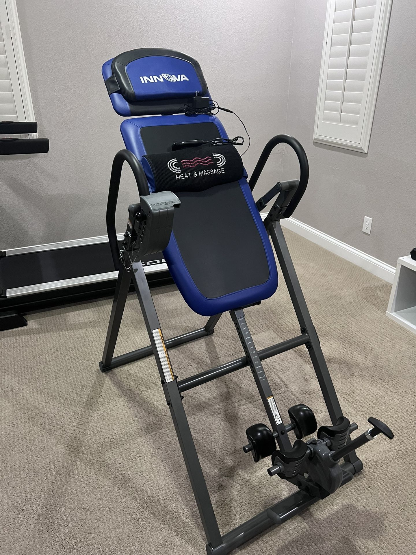 INNOVA HEALTH AND FITNESS ITM4800 Advanced Heat and Massage Inversion ...