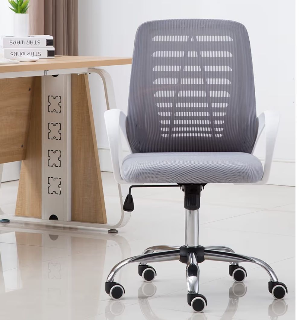 Grey Ergonomic Desk Computer Chair for Sale in New York, NY - OfferUp