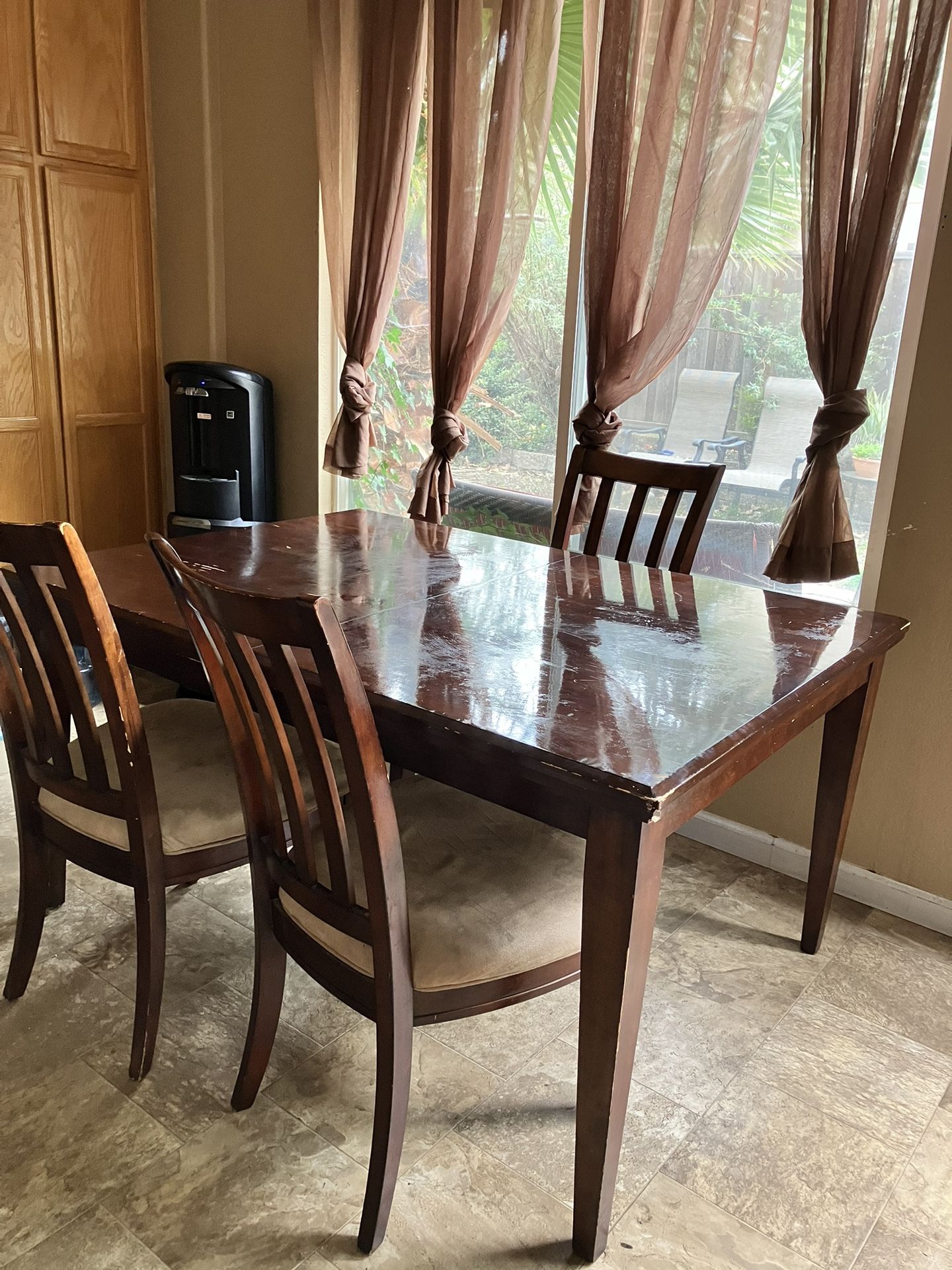 Free Dining Table for Sale in Brentwood, CA - OfferUp