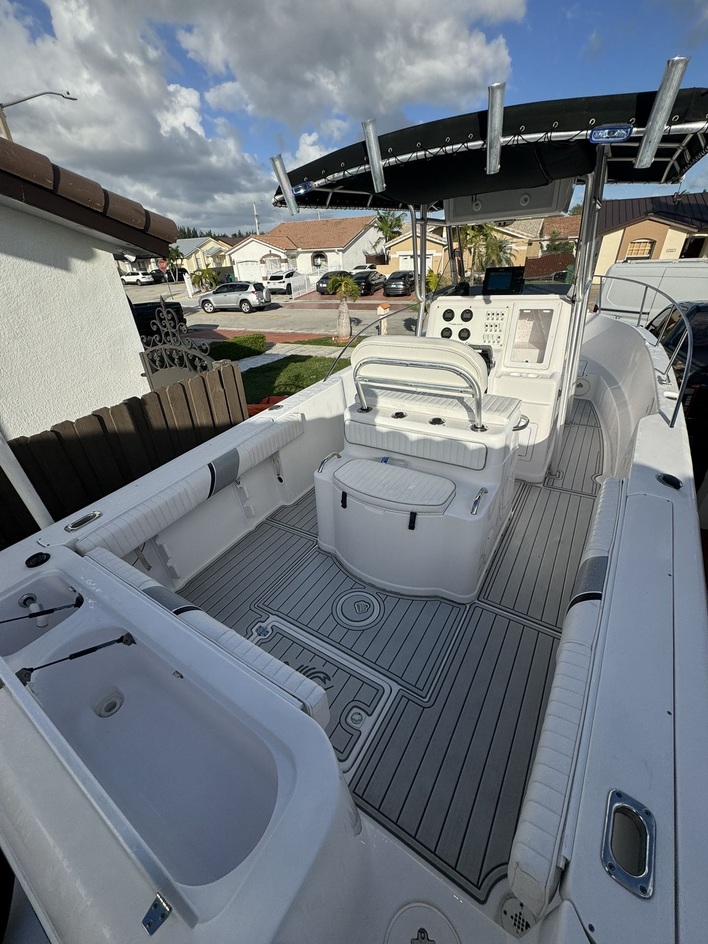 Proline 25 Sport for Sale in Miami, FL - OfferUp