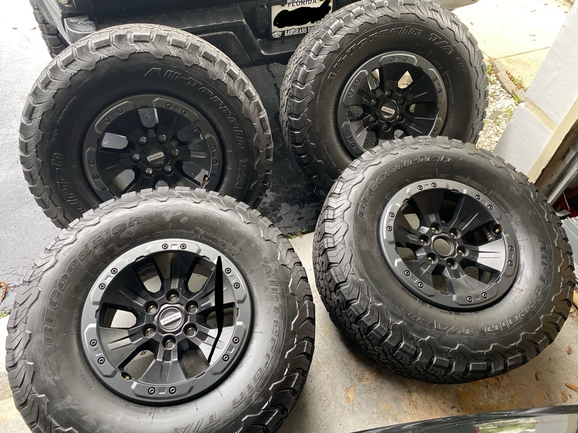 2018 Raptor bead lock wheels for Sale in Margate, FL - OfferUp