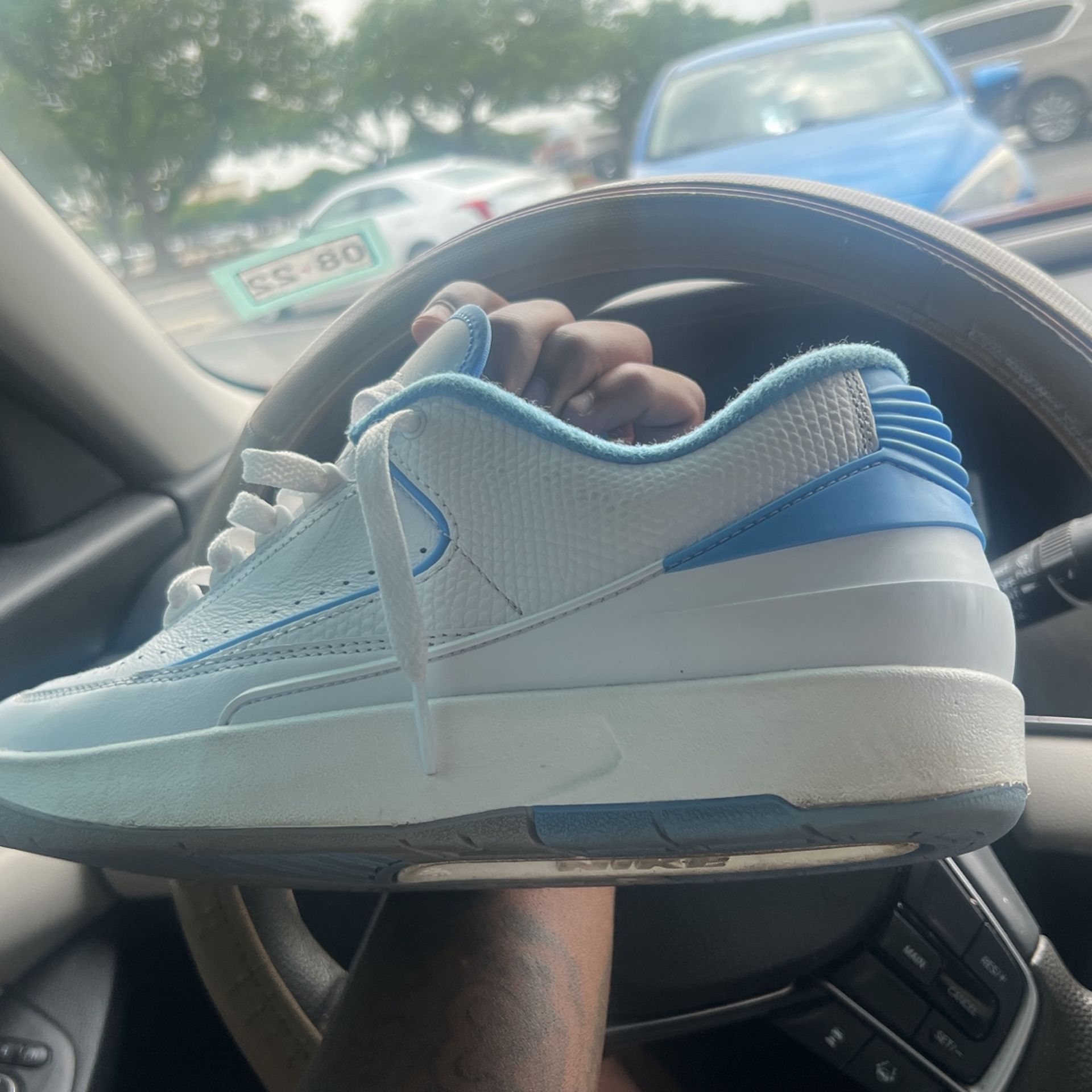 Jordan Low Top 2s for Sale in Austin, TX - OfferUp