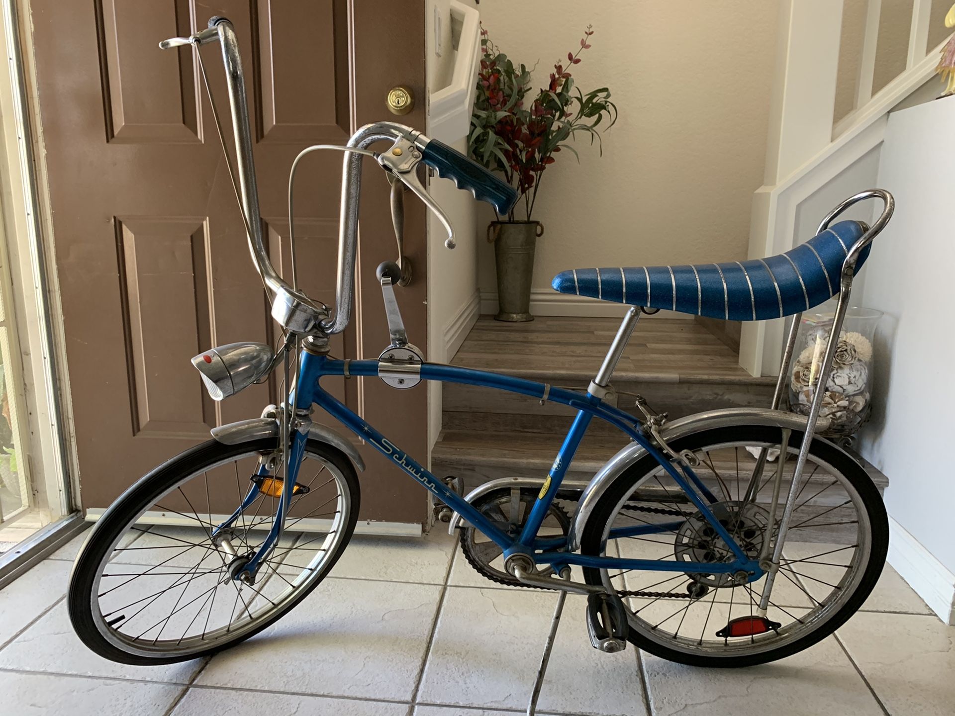 1970 Schwinn stingray fastback 5 speed for Sale in Anaheim, CA - OfferUp