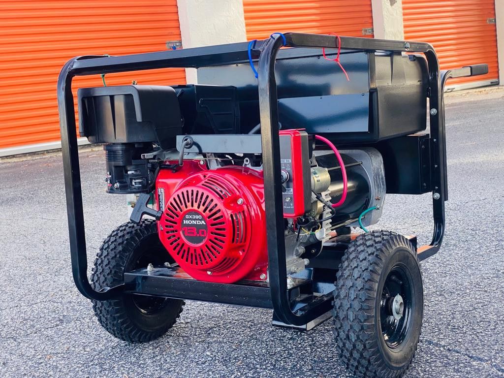 Brand New MASTER HONDA GENERATOR 6,500 WATTS RUNNING Electric Start ...
