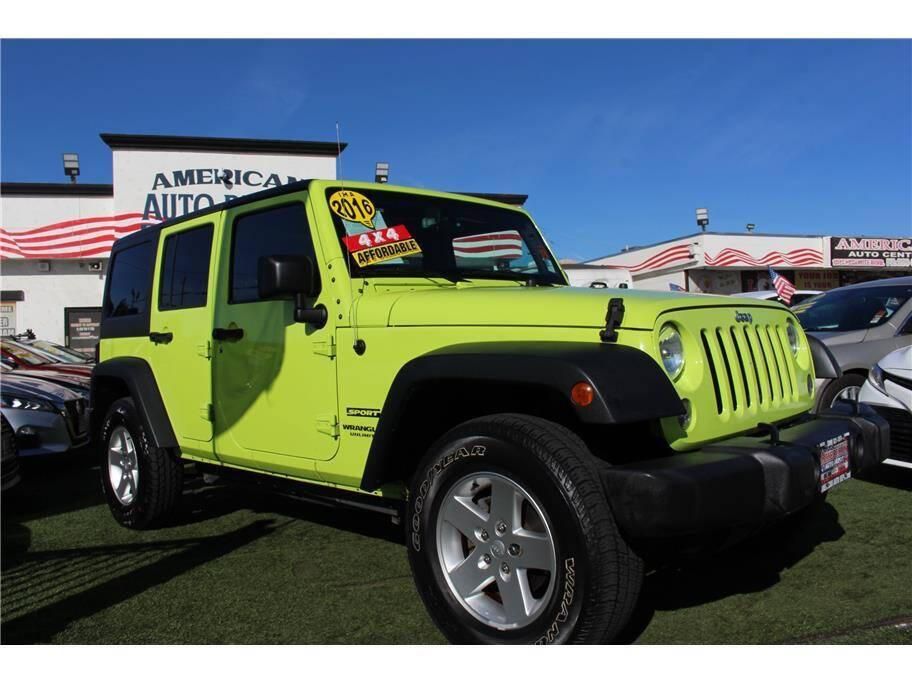 2016 Jeep Wrangler Unlimited for Sale in Merced, CA - OfferUp