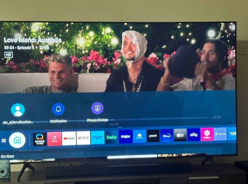 Samsung's TV Class 65 TU6000 Smart Tv for Sale in Silver Spring, MD ...