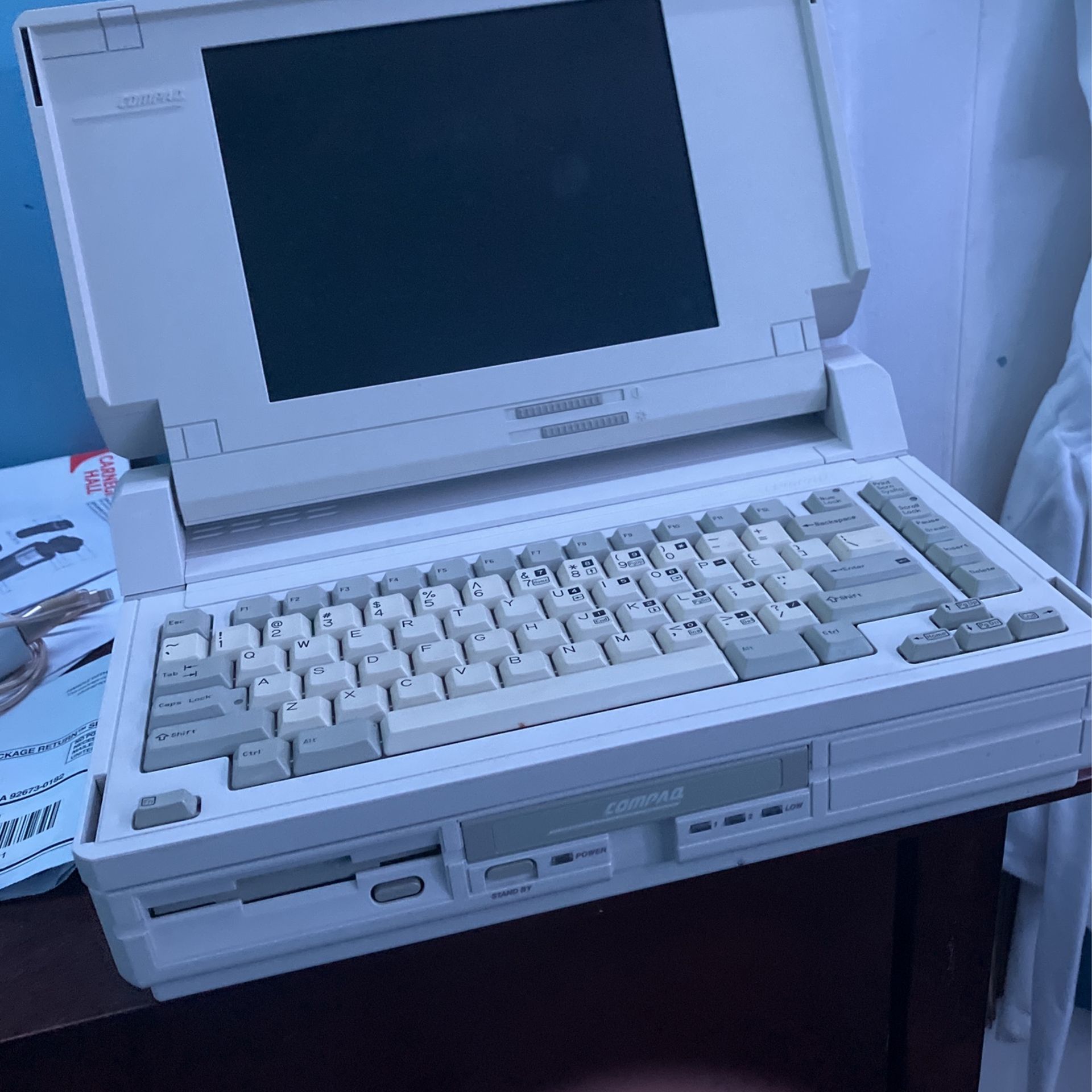 Compaq 286 SLT Laptop 1988 UNTESTED for Sale in Queens, NY - OfferUp