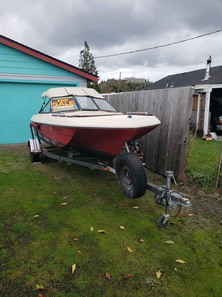 Bayliner tri-hull boat for Sale in Aberdeen, WA - OfferUp