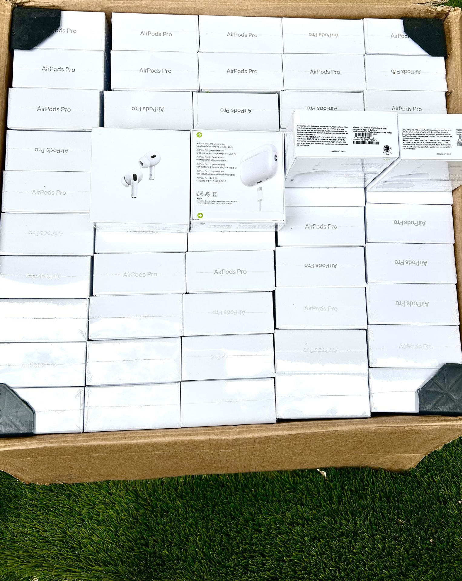 AirPod Pros USB C for Sale in Tempe, AZ - OfferUp