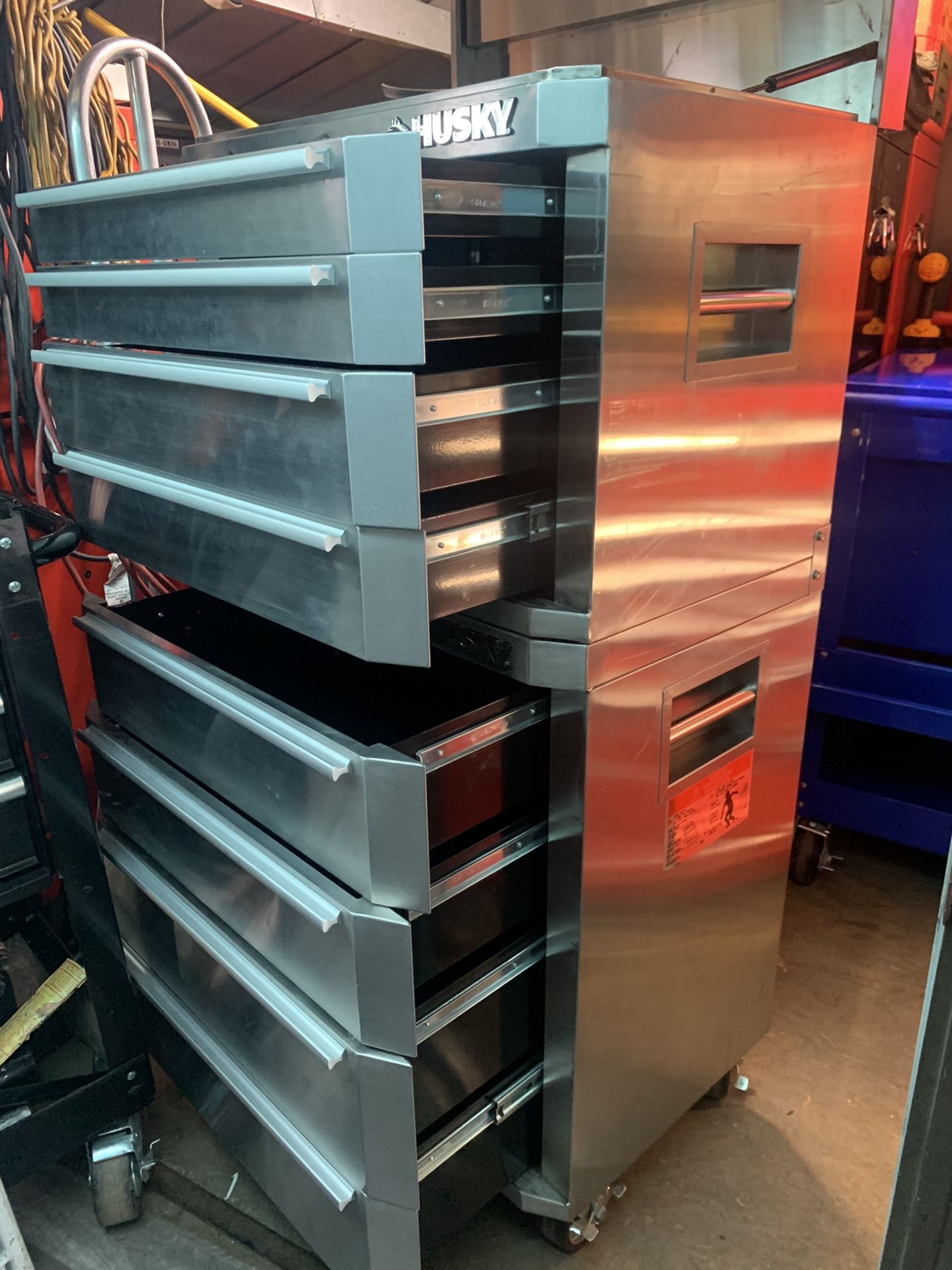 Husky Tool Box for Sale in Phoenix, AZ - OfferUp