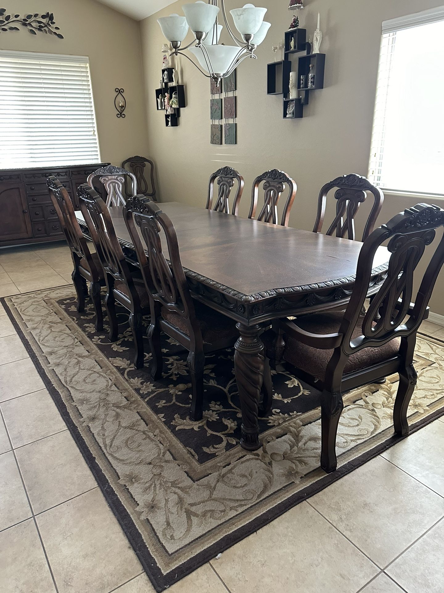 Beautiful online Dining Room Set North Shore