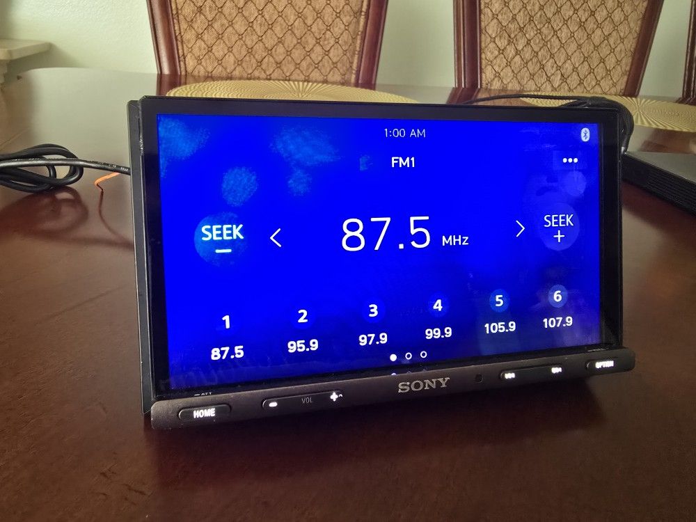 Sony XAV-AX5000 7" Double DIN Car Media Receiver Apple CarPlay ...