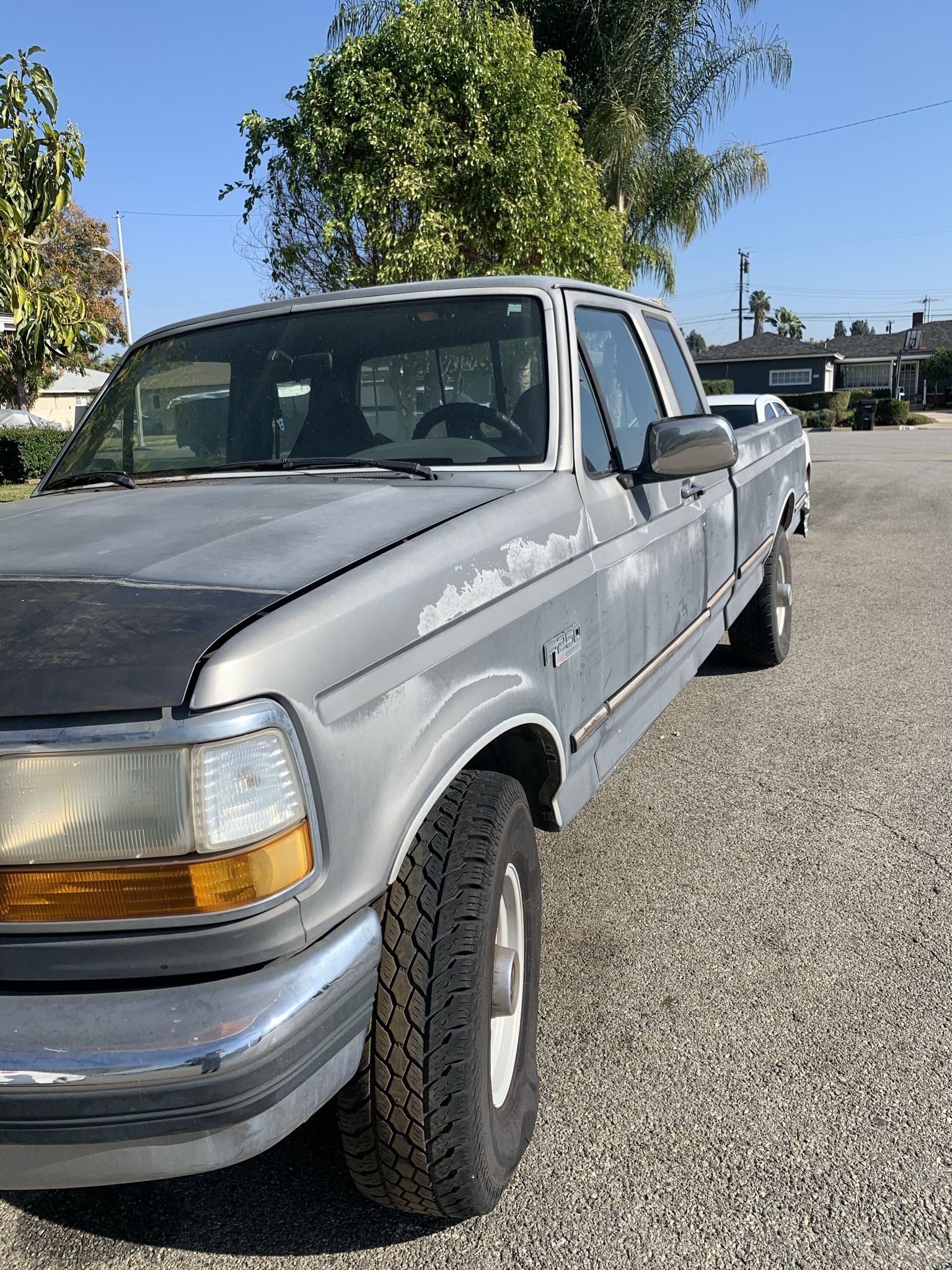 92 Ford 2500 for Sale in West Covina, CA - OfferUp