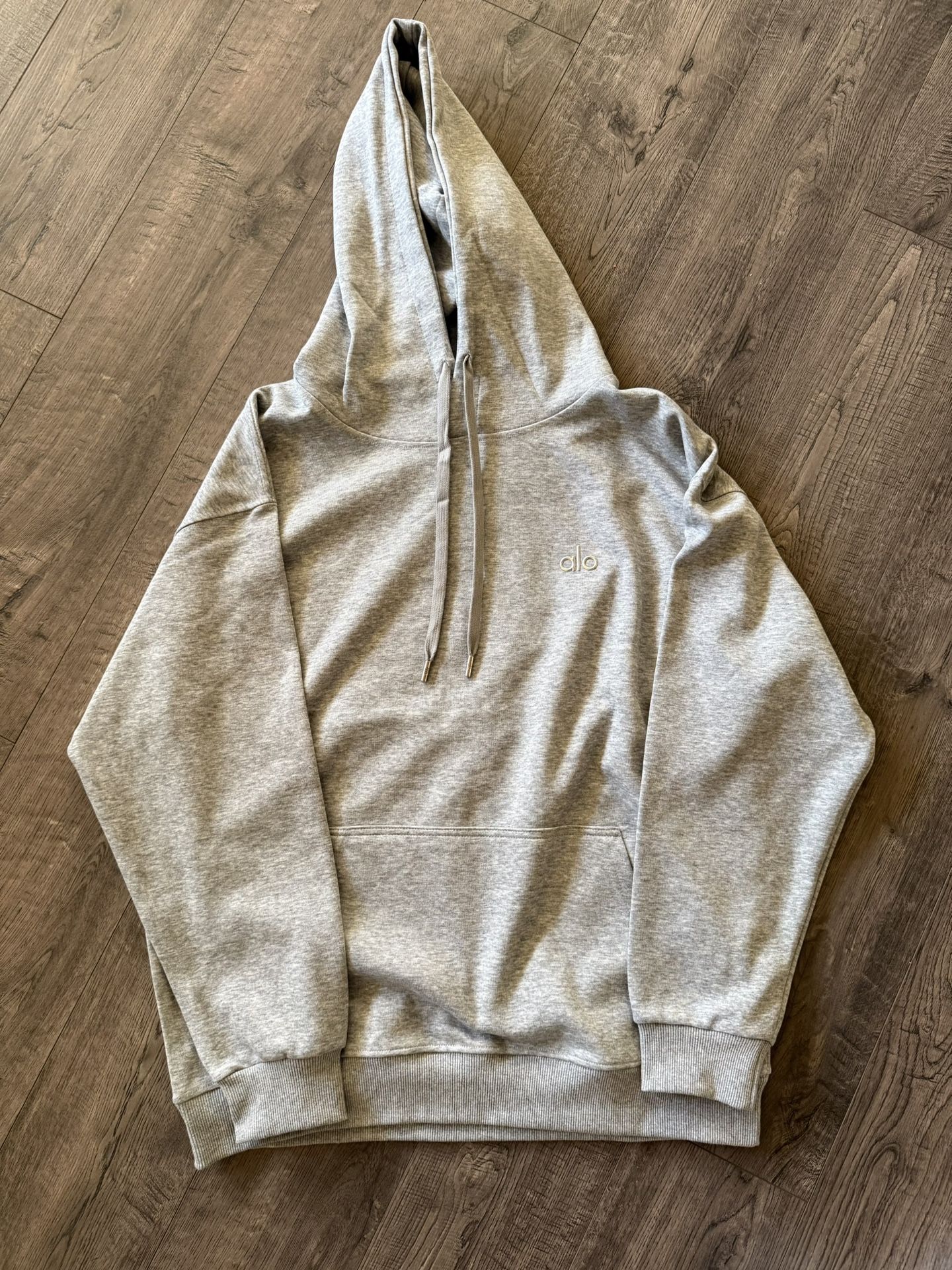 Gray Alo Hoodi for Sale in Pearland, TX - OfferUp