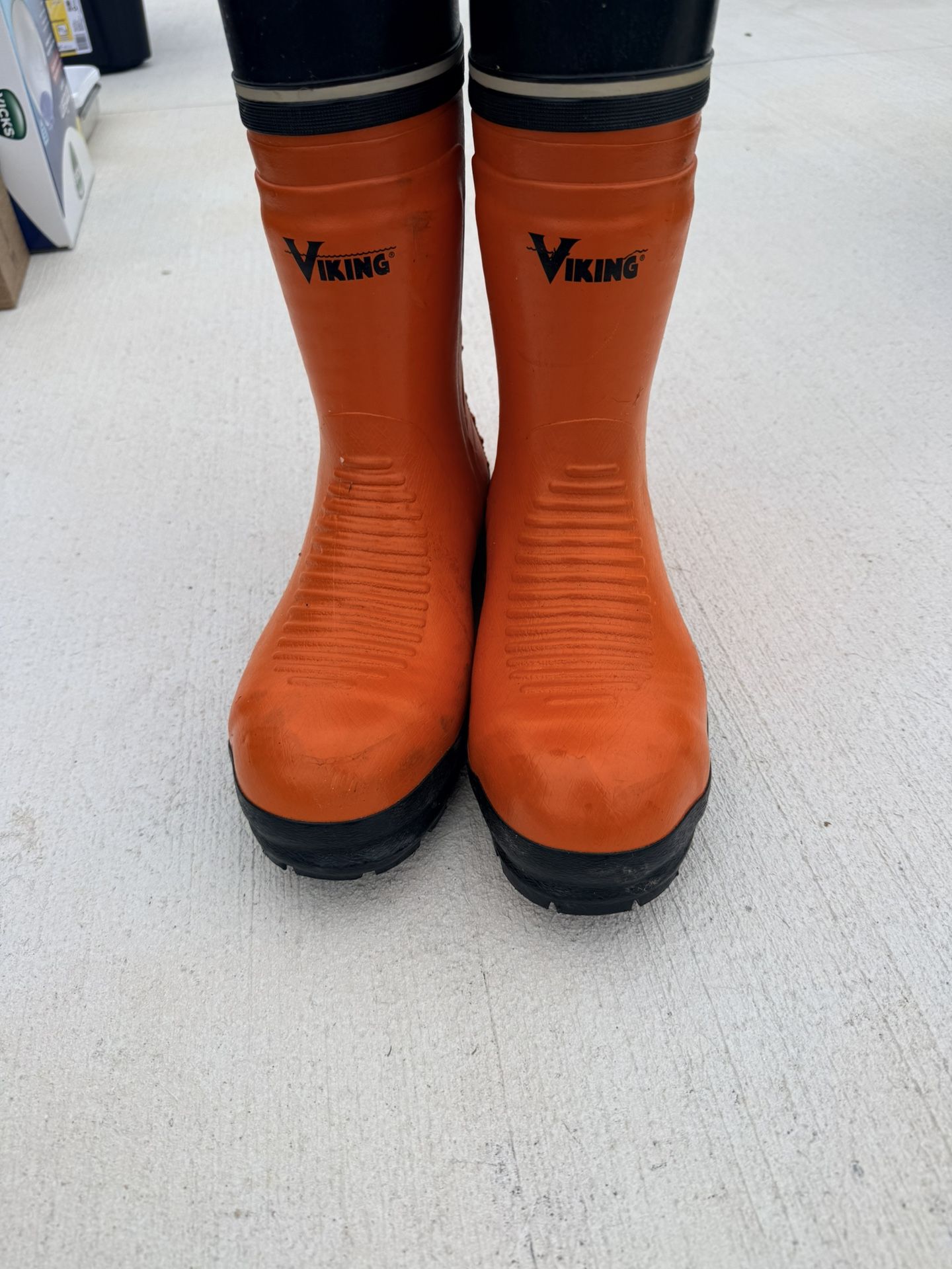 Viking Chainsaw Boots for Sale in Port St. Lucie, FL - OfferUp