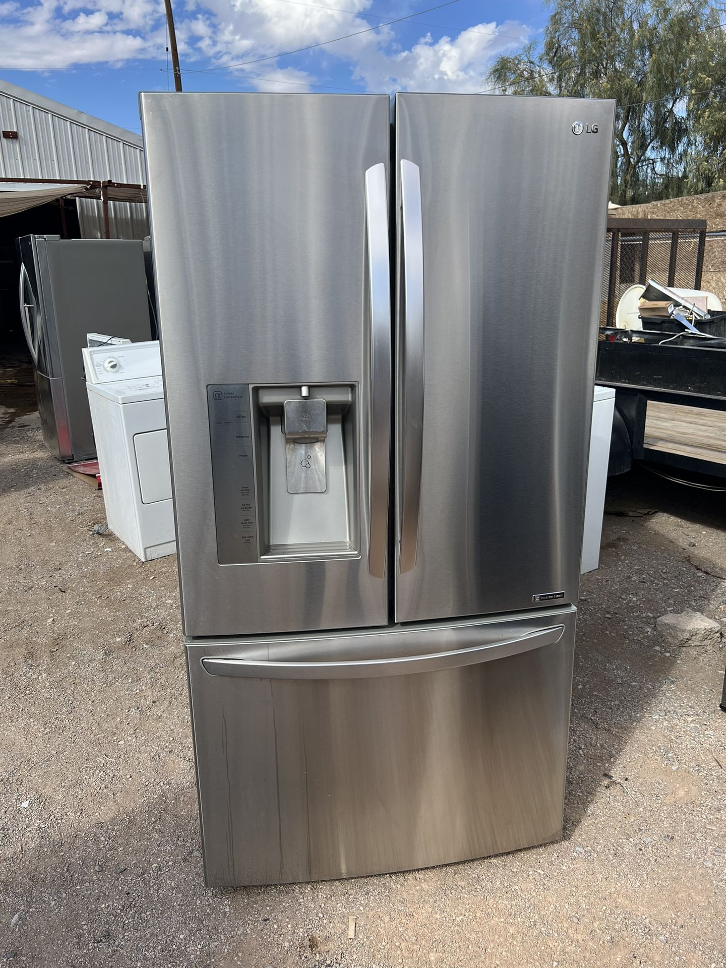 LG REFRIGERATOR for Sale in Las Vegas, NV - OfferUp