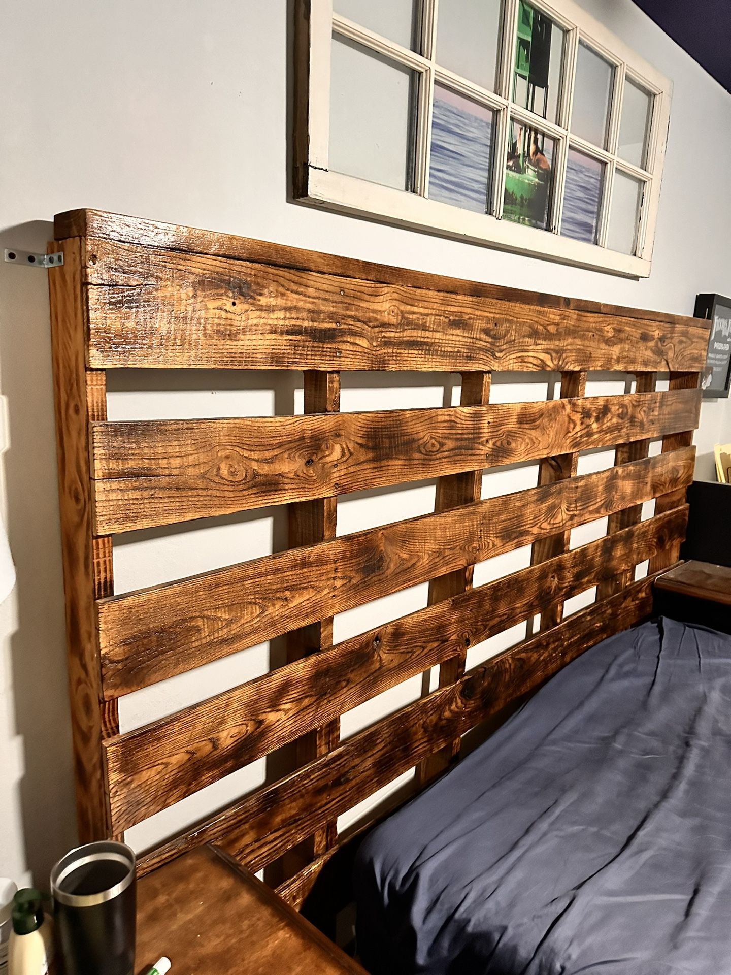 King pallet headboard store