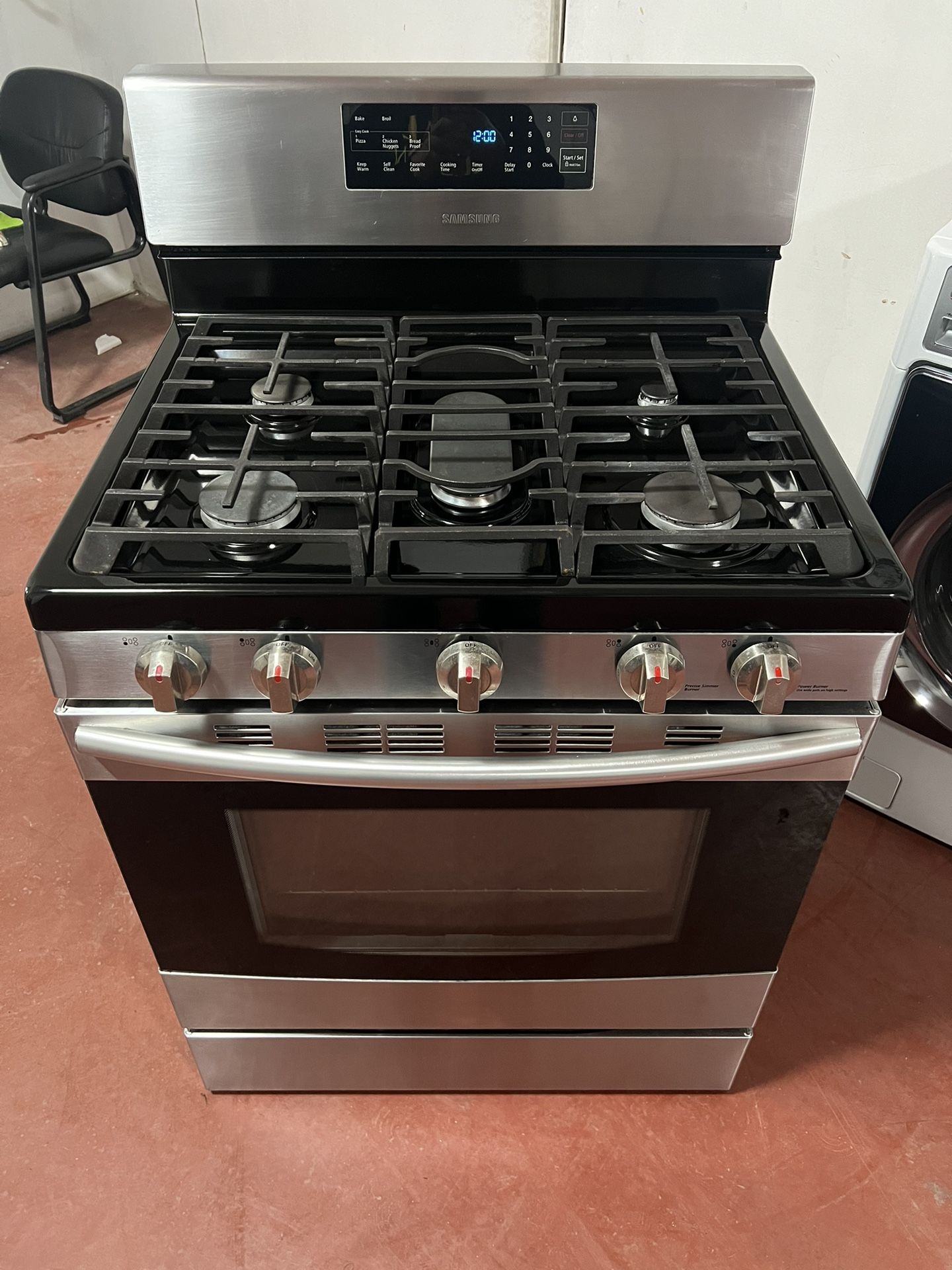 Samsung 5-burner gas stove in perfect condition working at delivered to ...