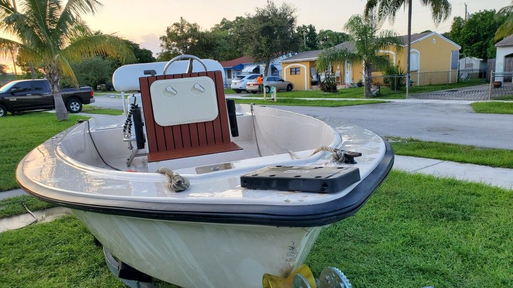 Key west 15ft center console bay boat for Sale in Hollywood, FL - OfferUp