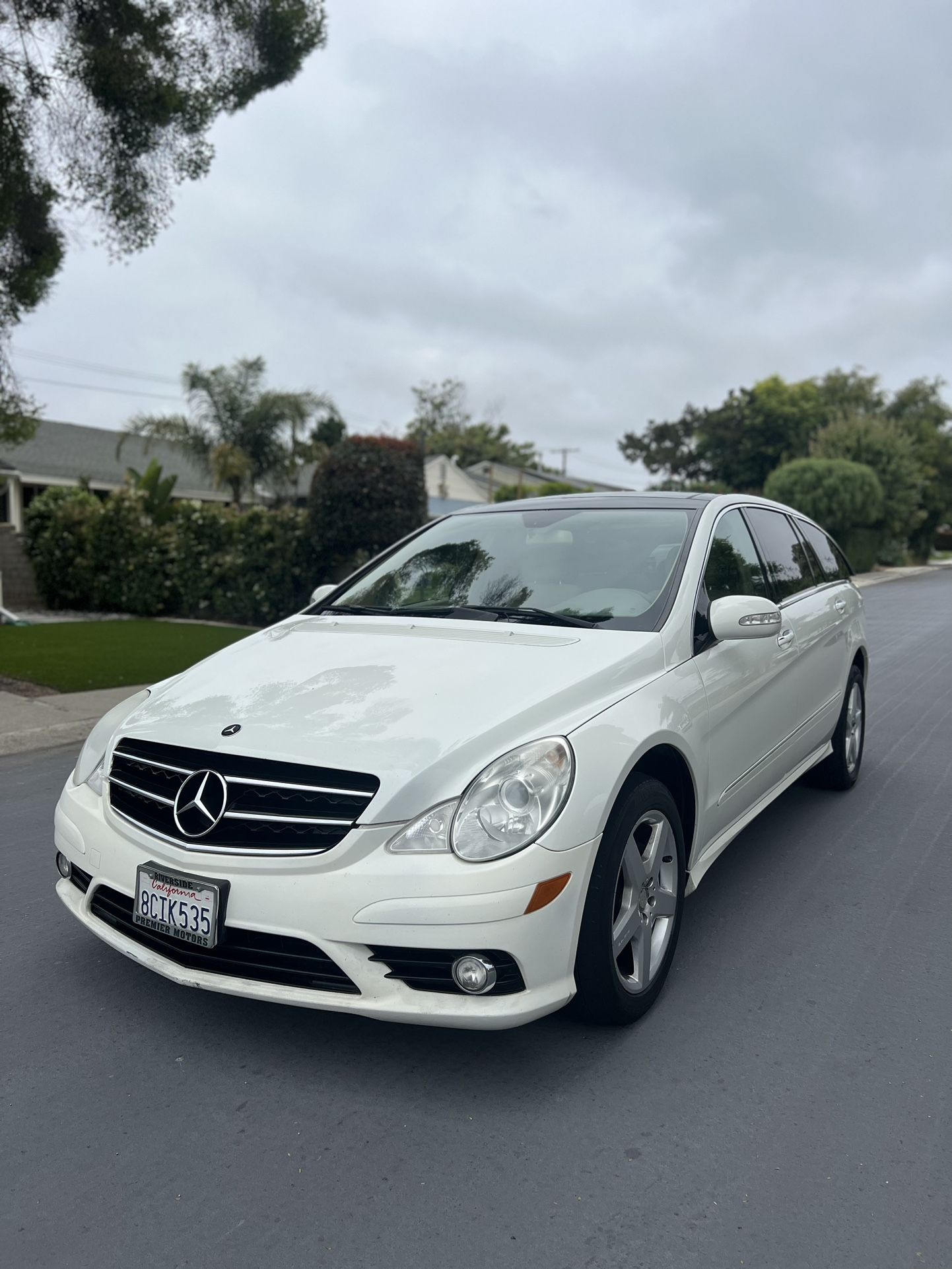 2010 Mercedes Benz R350 for Sale in Westchester, CA - OfferUp