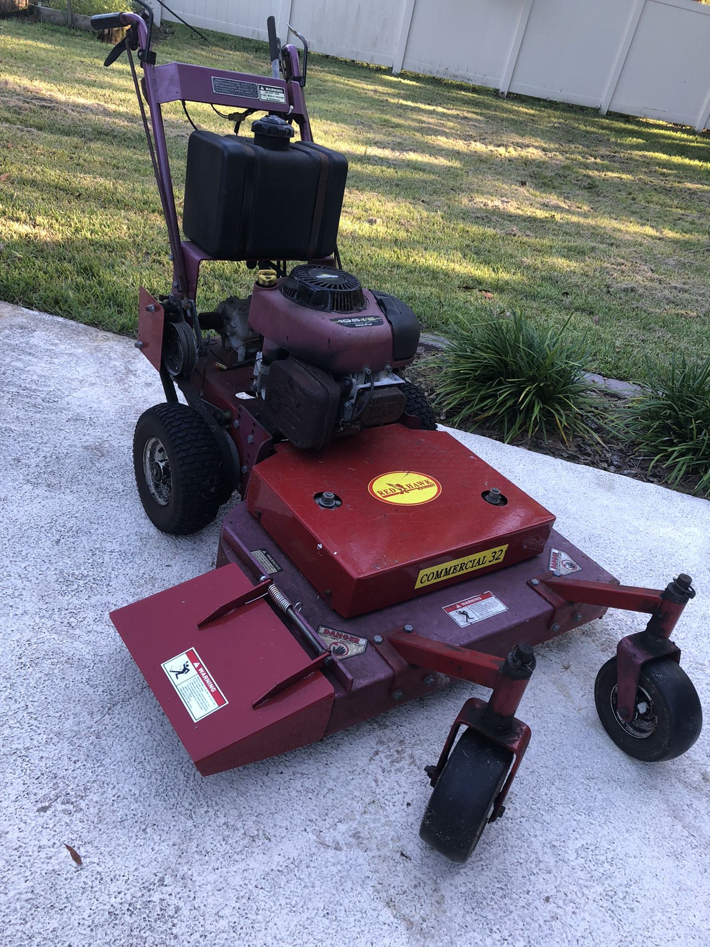 Red Hawk 32” Commercial Mower for Sale in Tampa, FL - OfferUp