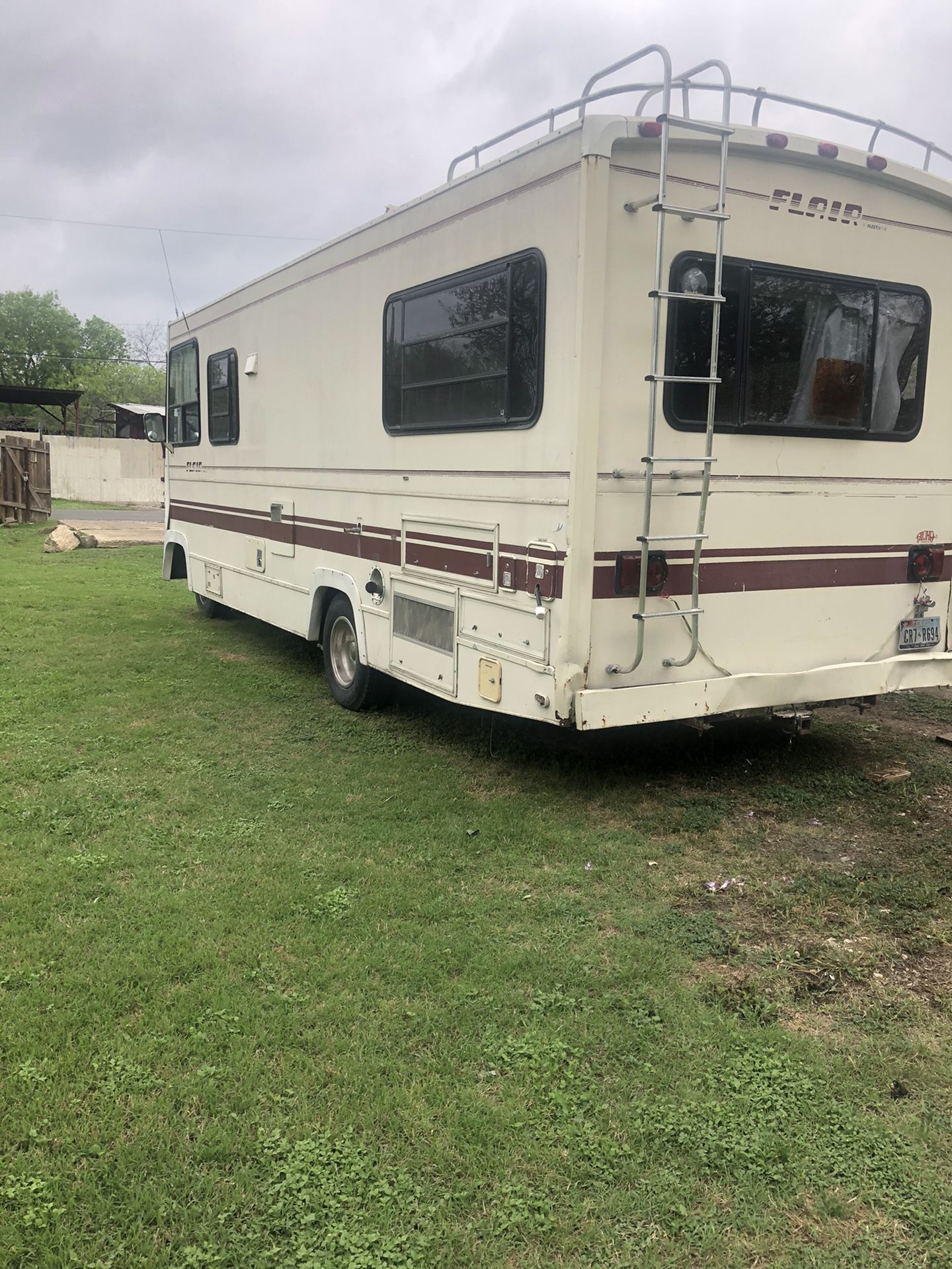 RV - 1989 Ford Fleetwood Flair Class A Motorhome for Sale in San ...