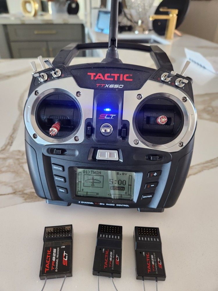 Tactic TTX650 transmitter, 1TR825 8 chanel receiver and 2 TR625 ...