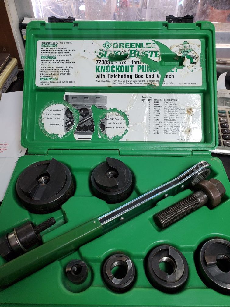 Greenlee slug buster knockout punch set for Sale in El Monte, CA - OfferUp