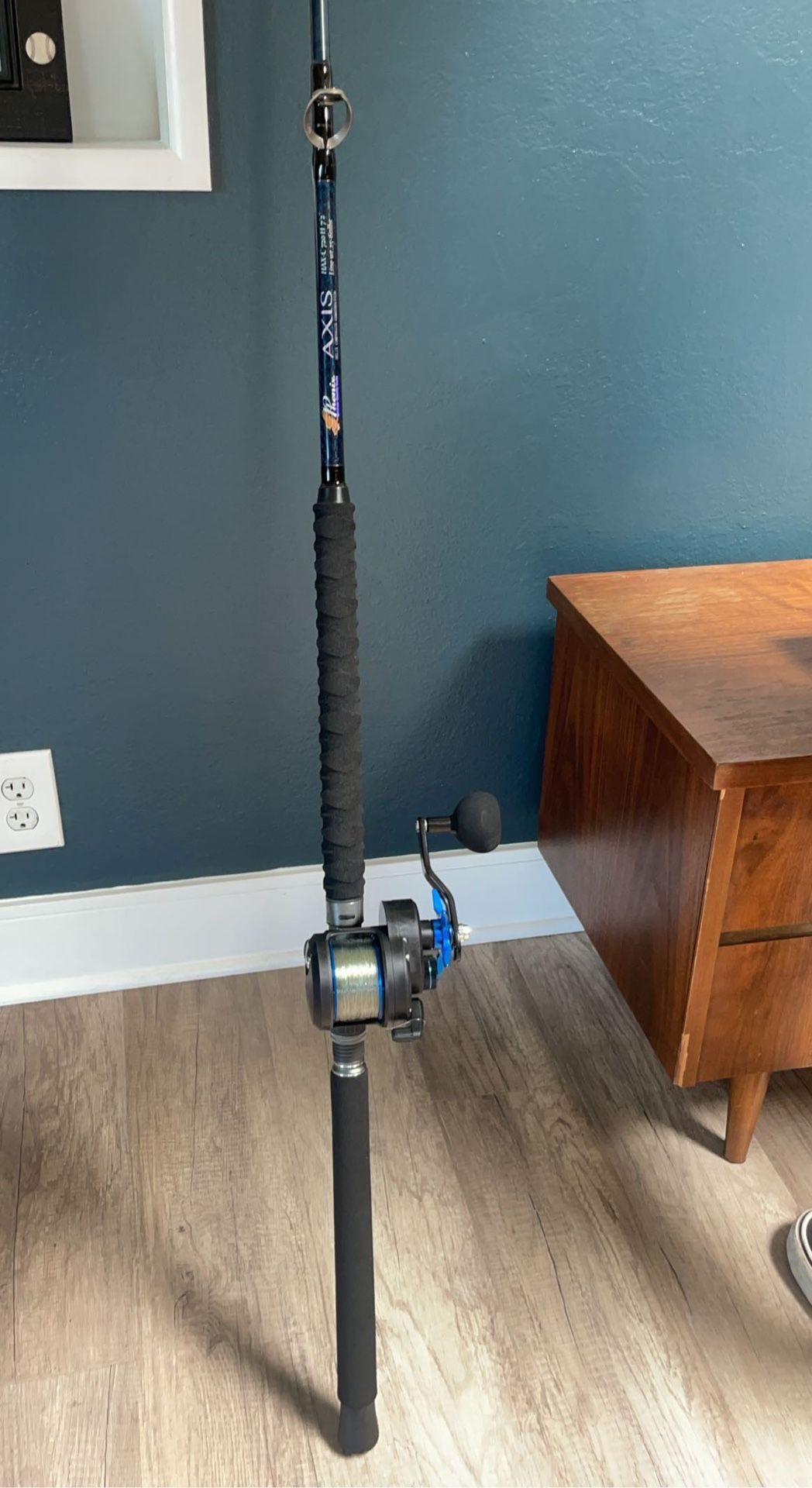 7’2 Phenix Axis HAX-C 720 H 25-60lb Rod Saltist 35 H Reel for Sale in ...