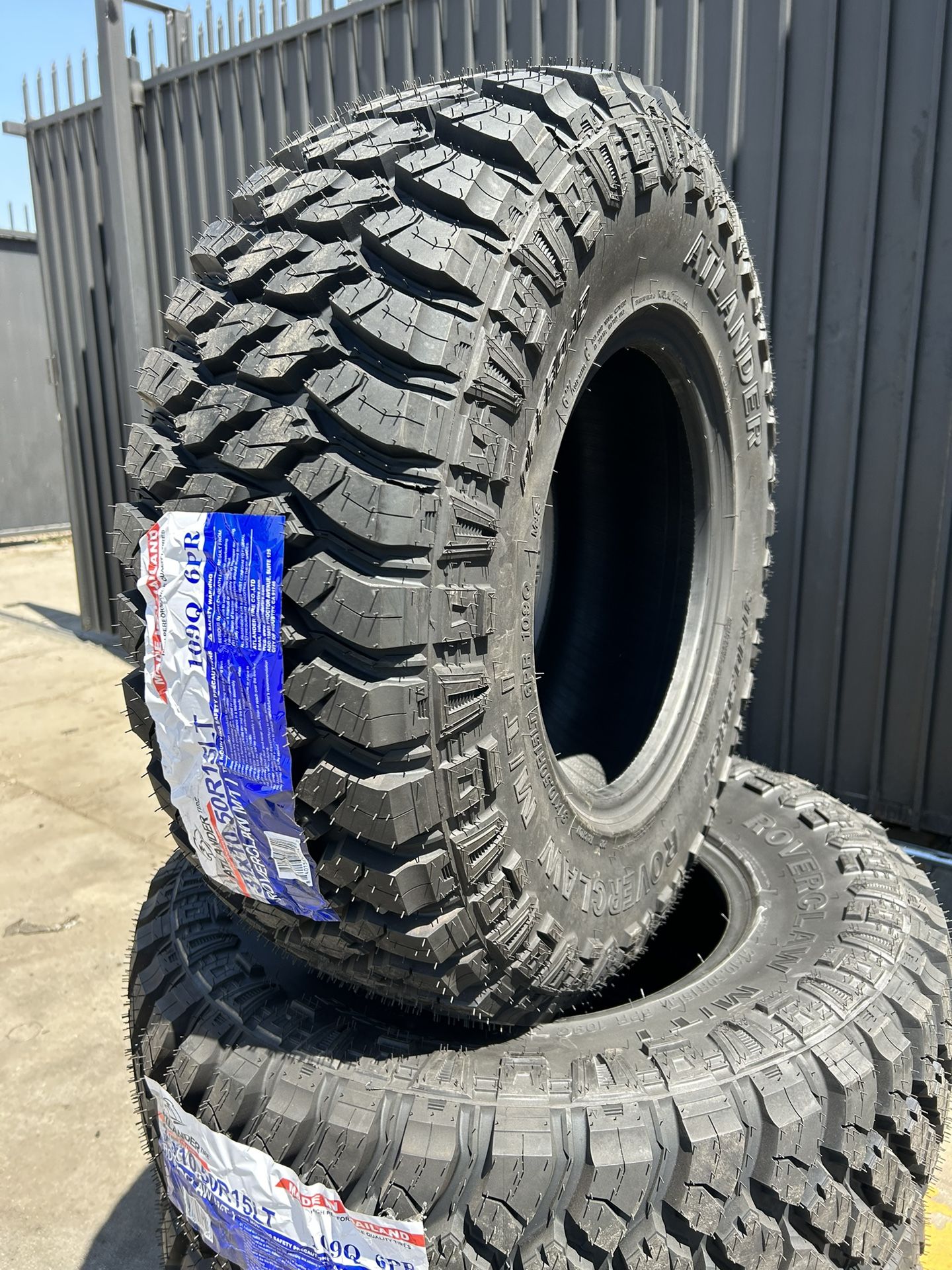 BRAND NEW SET OF MUDDER MUD TIRES MT 31x10.50r15 for Sale in Riverside ...
