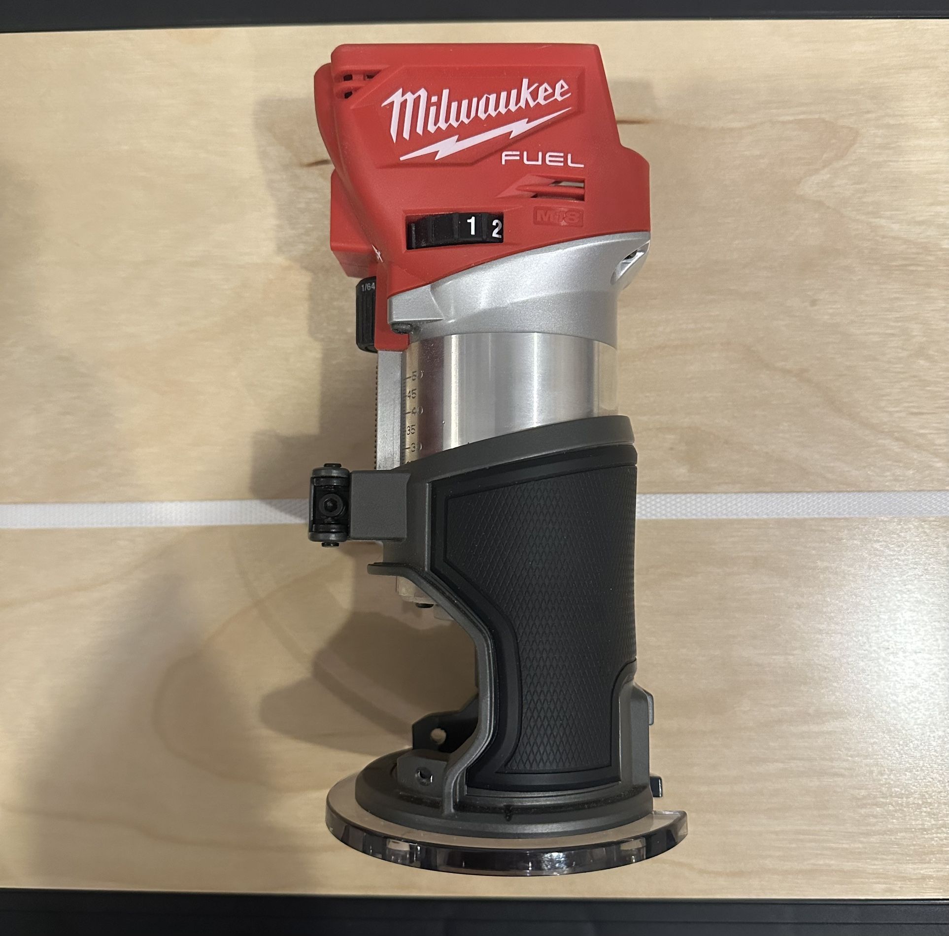 Milwaukee Fuel M18 Compact Router 2723-20 for Sale in Seattle, WA - OfferUp