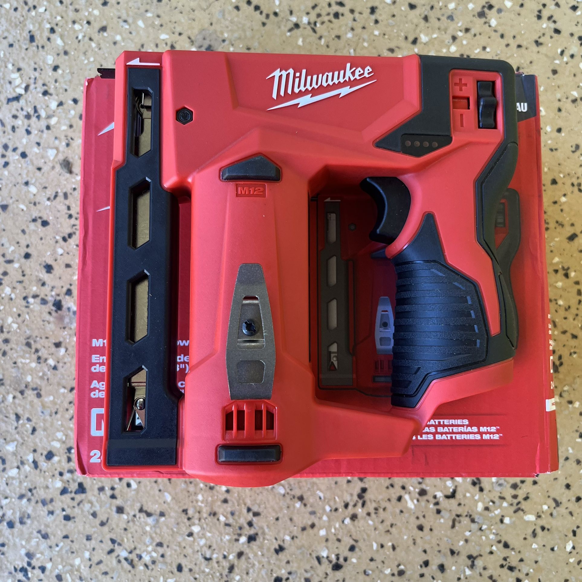 Milwaukee M12 12-Volt Lithium-Ion Cordless 3/8 in. Crown Stapler (Tool ...