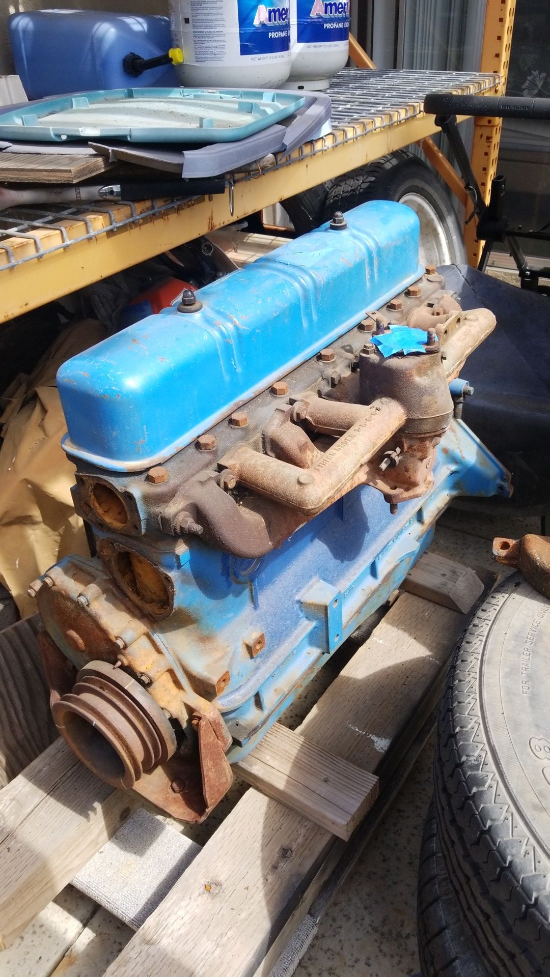Ford 215 six cylinder engine - free for Sale in Thousand Oaks, CA - OfferUp