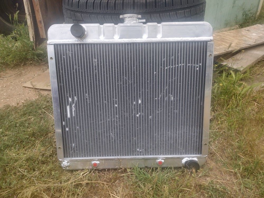 Aluminum Radiator for Sale in Hesperia, CA - OfferUp