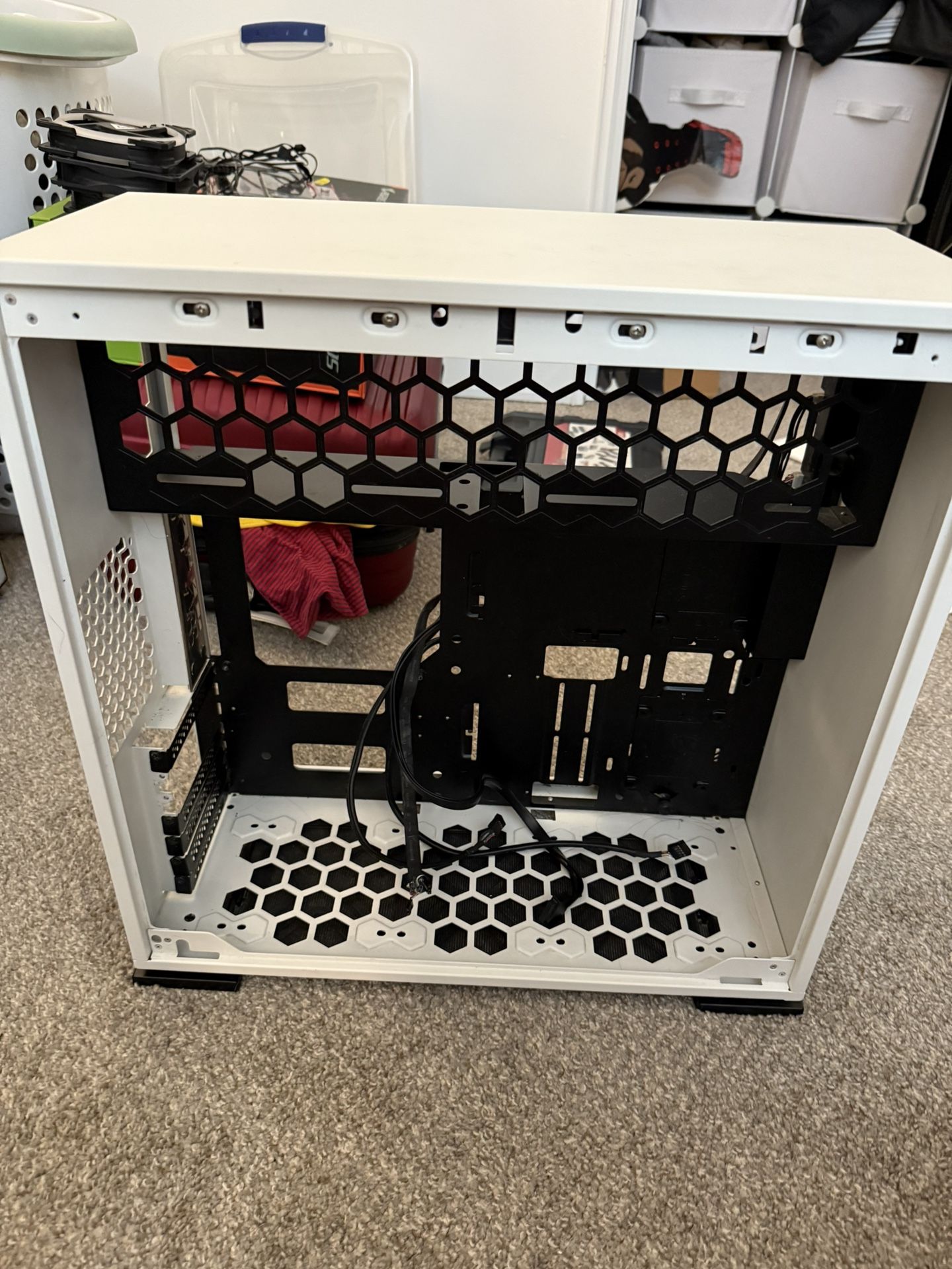 Inwin Computer Case (White) for Sale in San Diego, CA - OfferUp