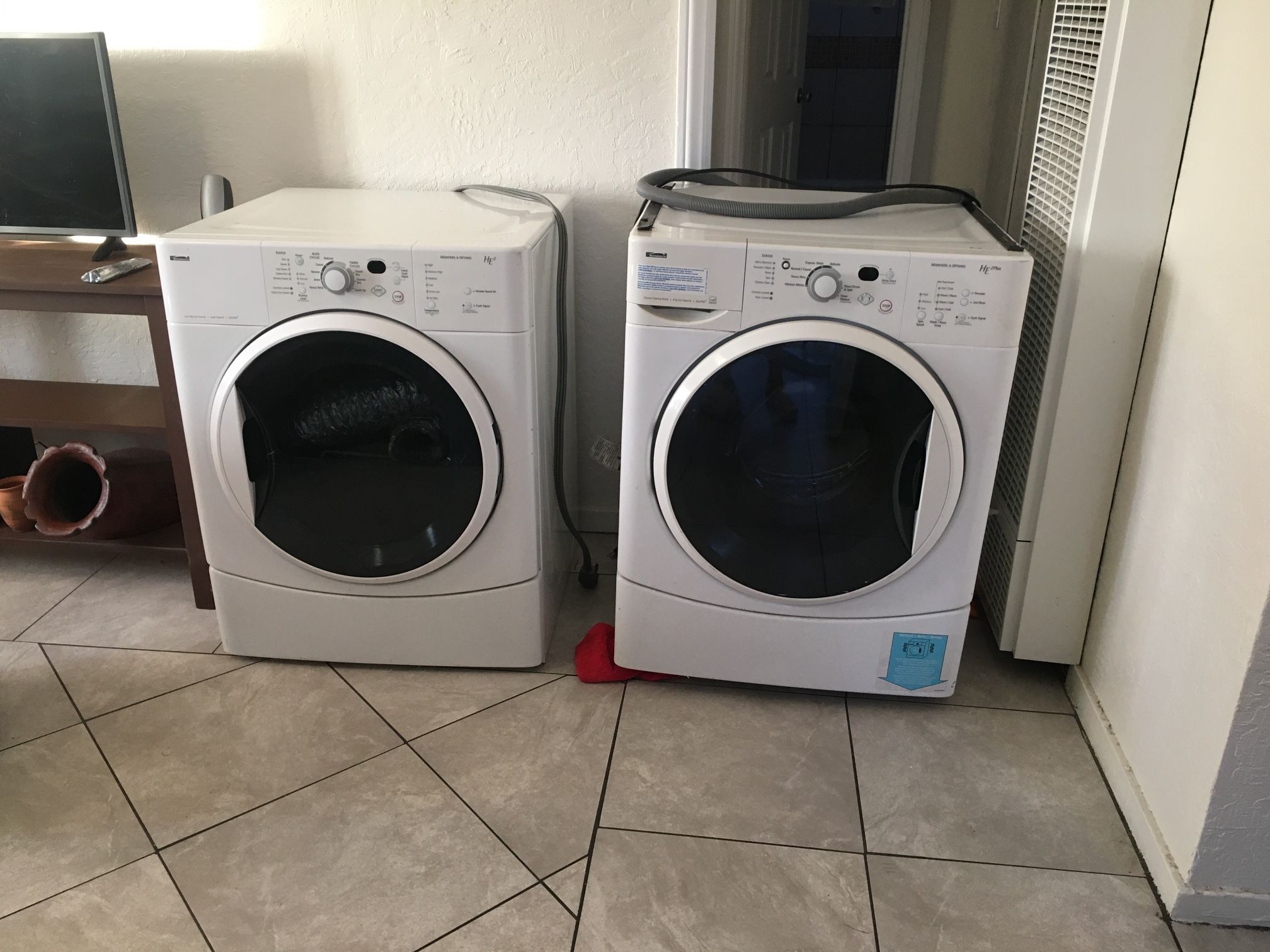 Stackable Kenmore Washer And Dryer for Sale in Bell Gardens, CA - OfferUp