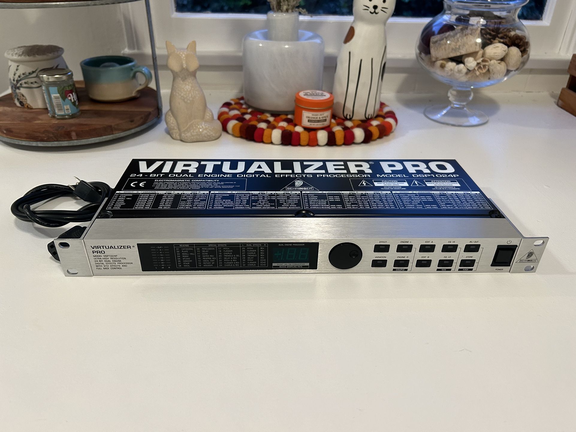 Virtualizer Pro Digital Effects Processor Rackmount Behringer Reverb ...