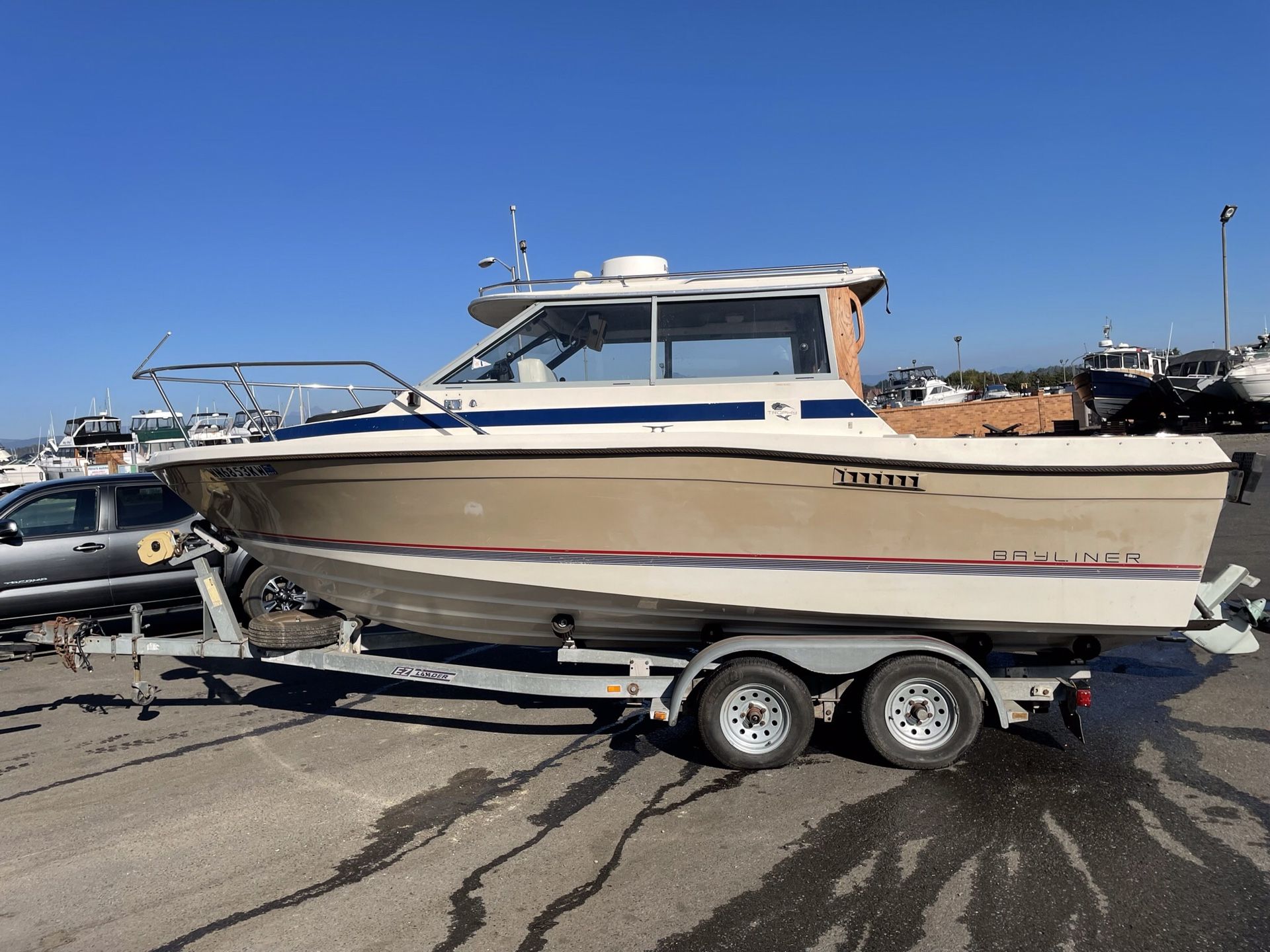 1985 Bayliner Trophy 2160 Alaska Cabin for Sale in Everett, WA - OfferUp